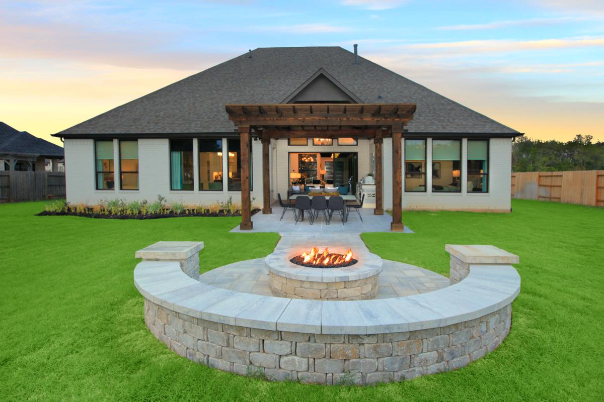 New Drees Custom Homes in Fulshear! See Plans and Available Inventory